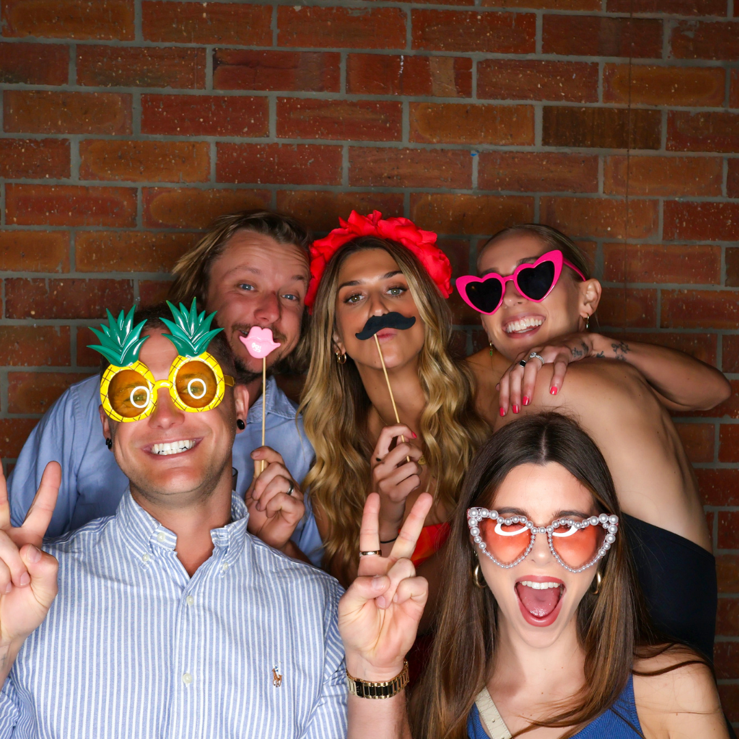 The Signature – filterandflashphotobooth